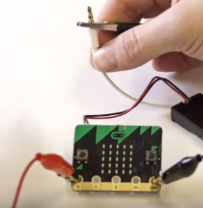 Micro:bit Basic Tutorial 8 — Hack your headphones « osoyoo.com